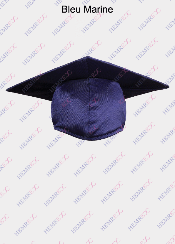 toque brillante chapeau de diplômé pour la remise des diplômes